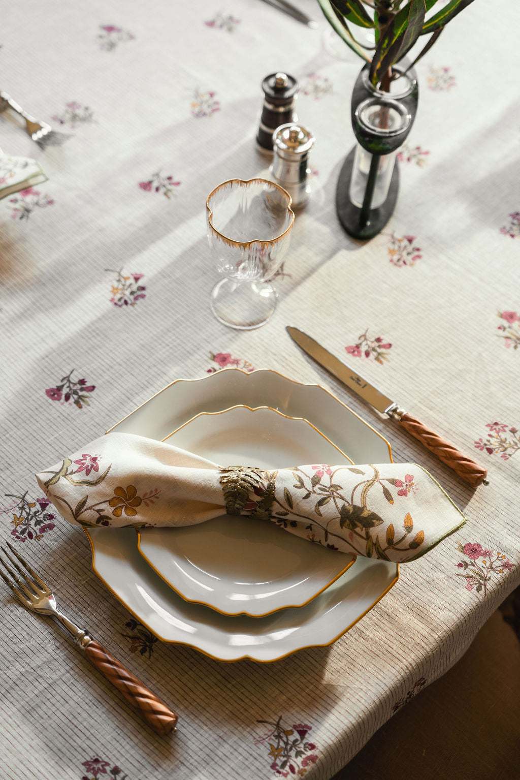 VOLGA Linen - Heirloom-quality, Pure Linens - Luxury British Brand ...